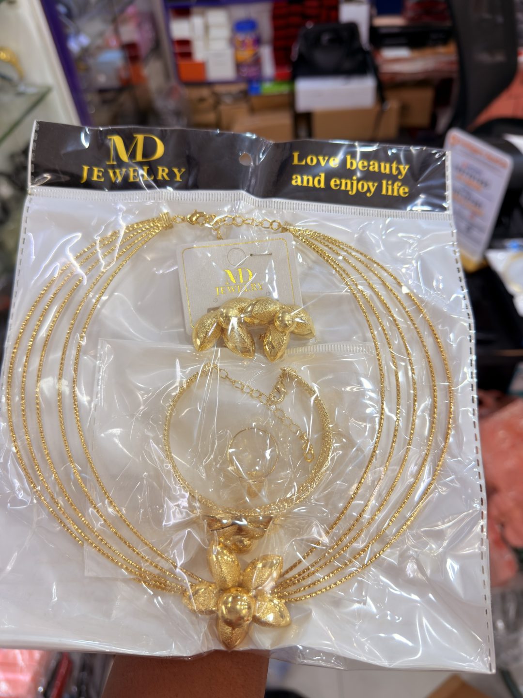 MD Gold Set 018 – Gold Diggers Jewelries